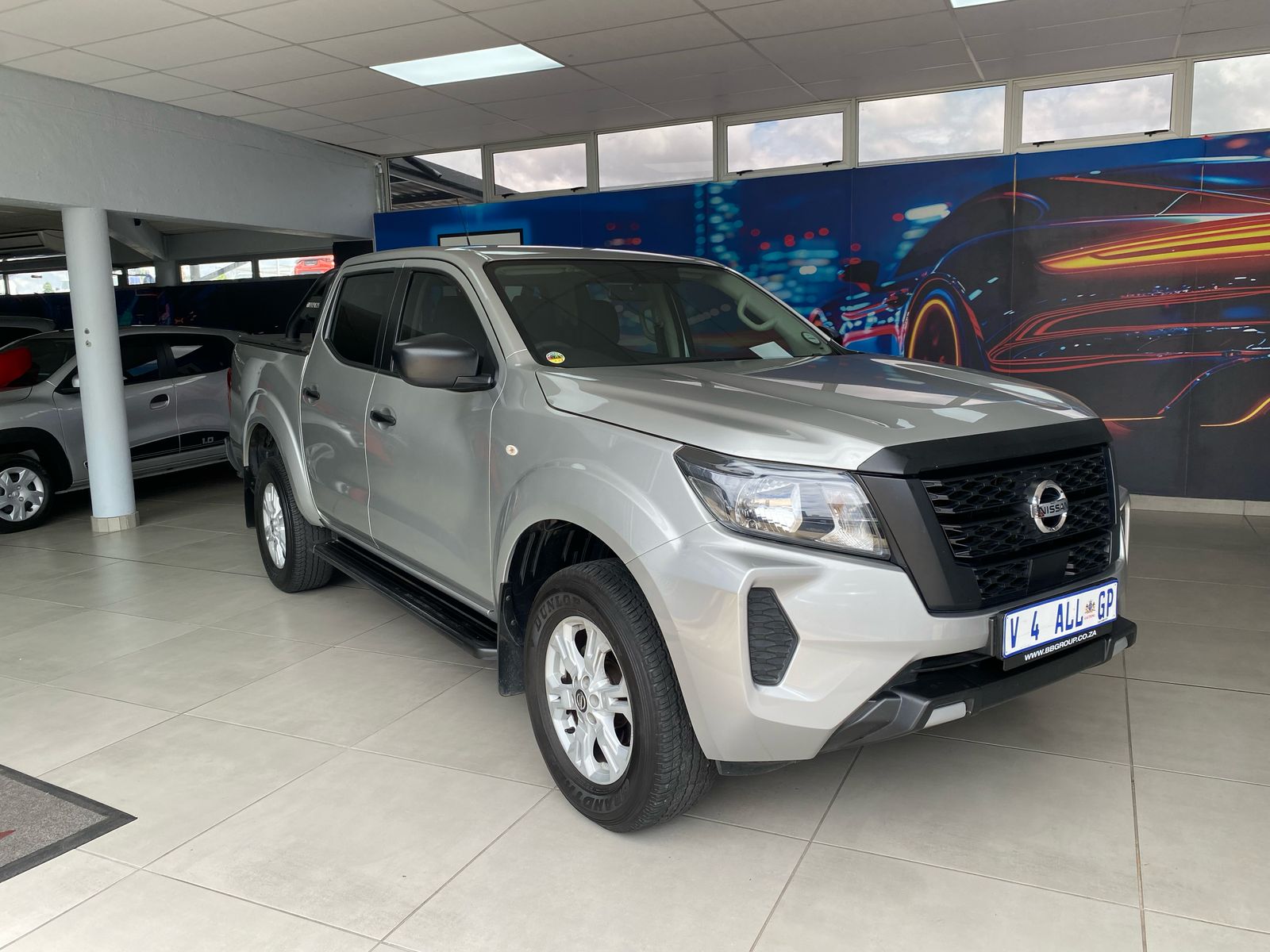 2022 Nissan Navara 2.5 DDTi SE Plus Double Cab Auto ...